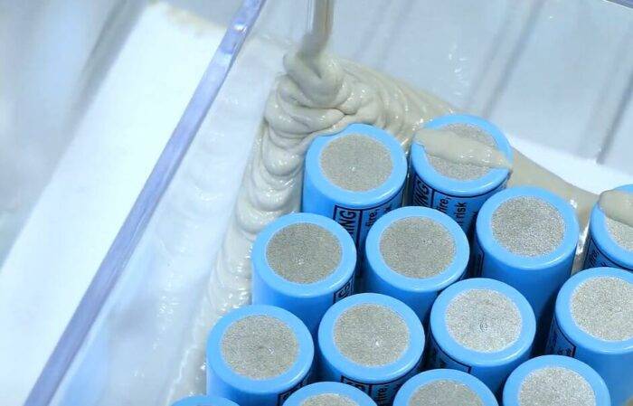 Potting Glue Application in Battery Potting & Encapsulation